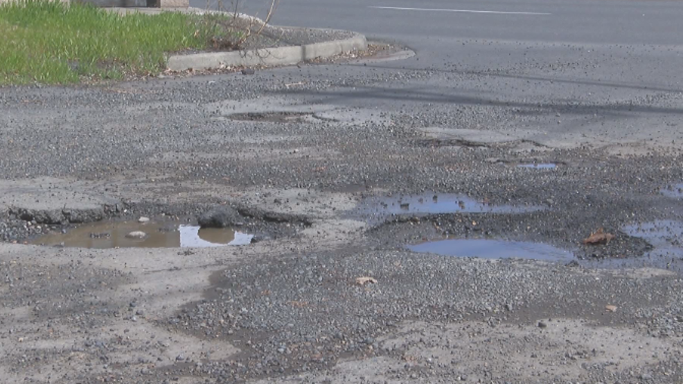 Signs to look out for if you've hit a pothole with your car | KIMA