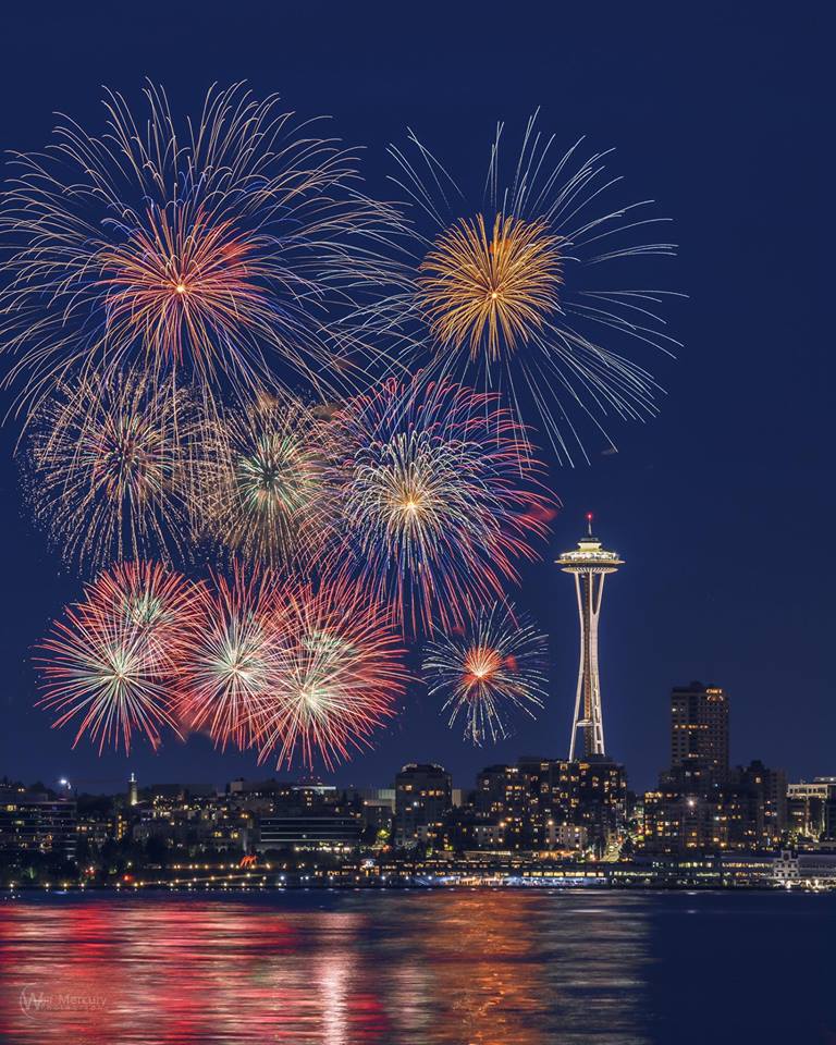Photos: Fireworks dazzle over Western Washington on Independence Day | KOMO