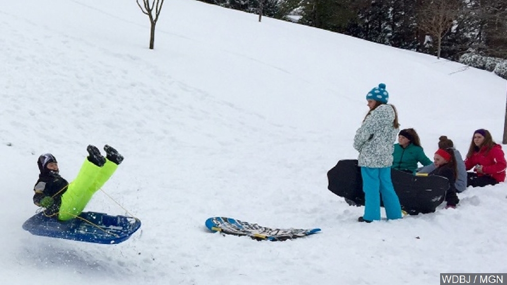 60+ Sledding Accidents Over Weekend In Nashville Area | WZTV